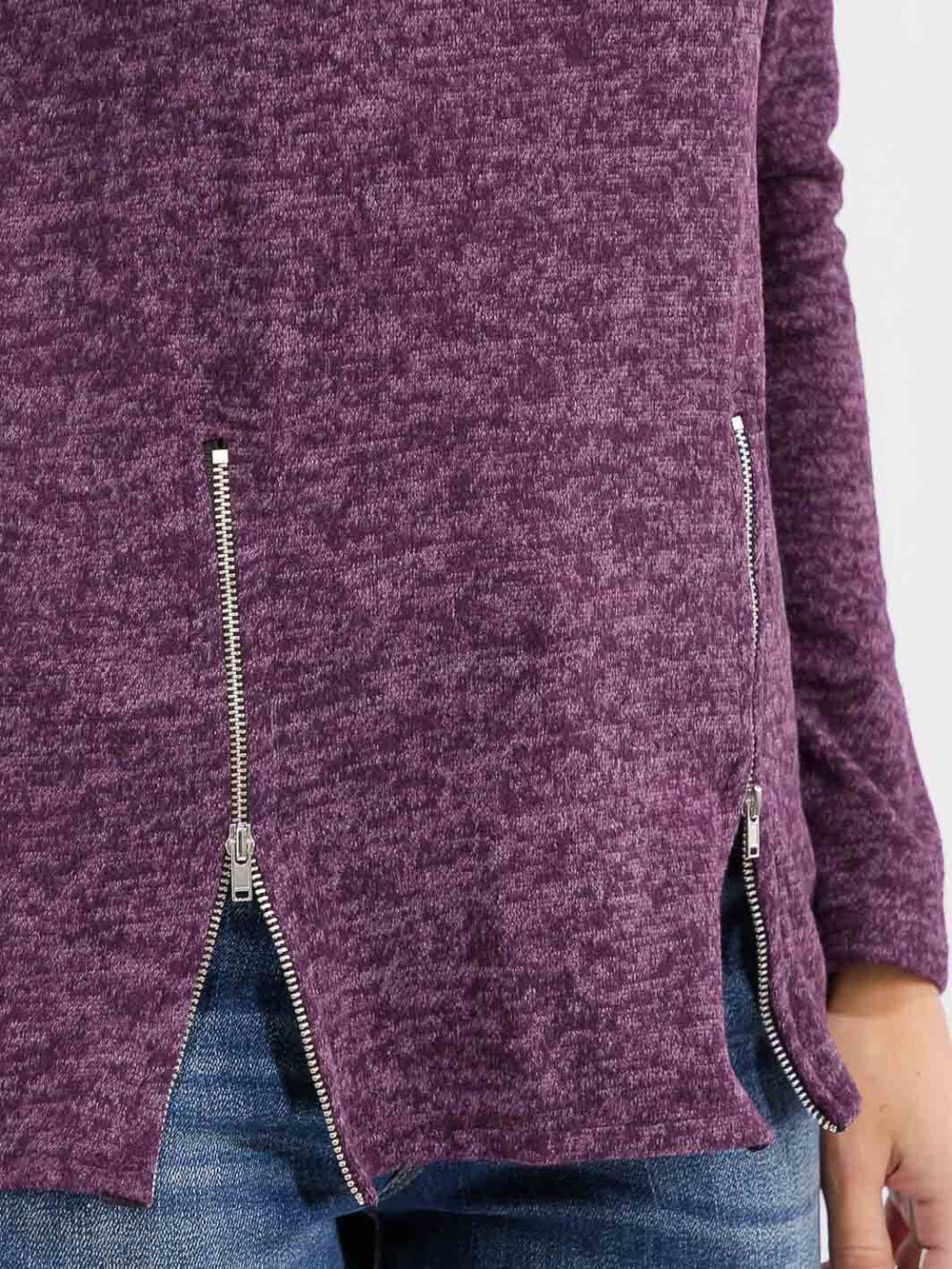 WOMEN'S LONG SLEEVE FRONT ZIPPER DETAILED TOP – Wholesalefashiontrends.com