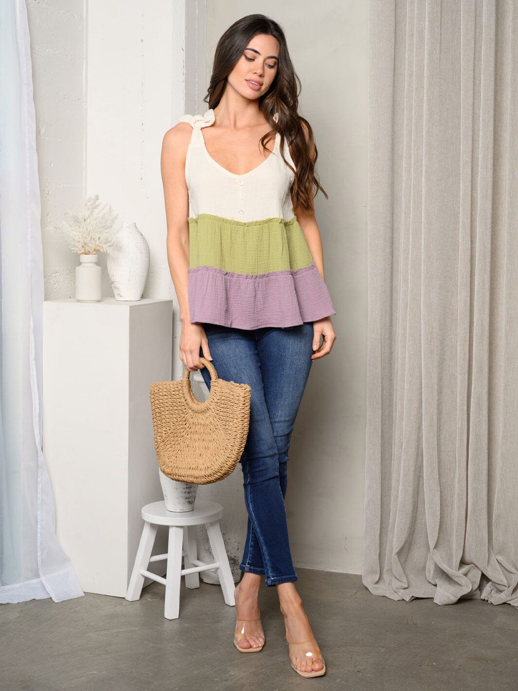 WOMEN'S SLEEVELESS V-NECK COLORBLOCK TANK TOP – Wholesalefashiontrends.com