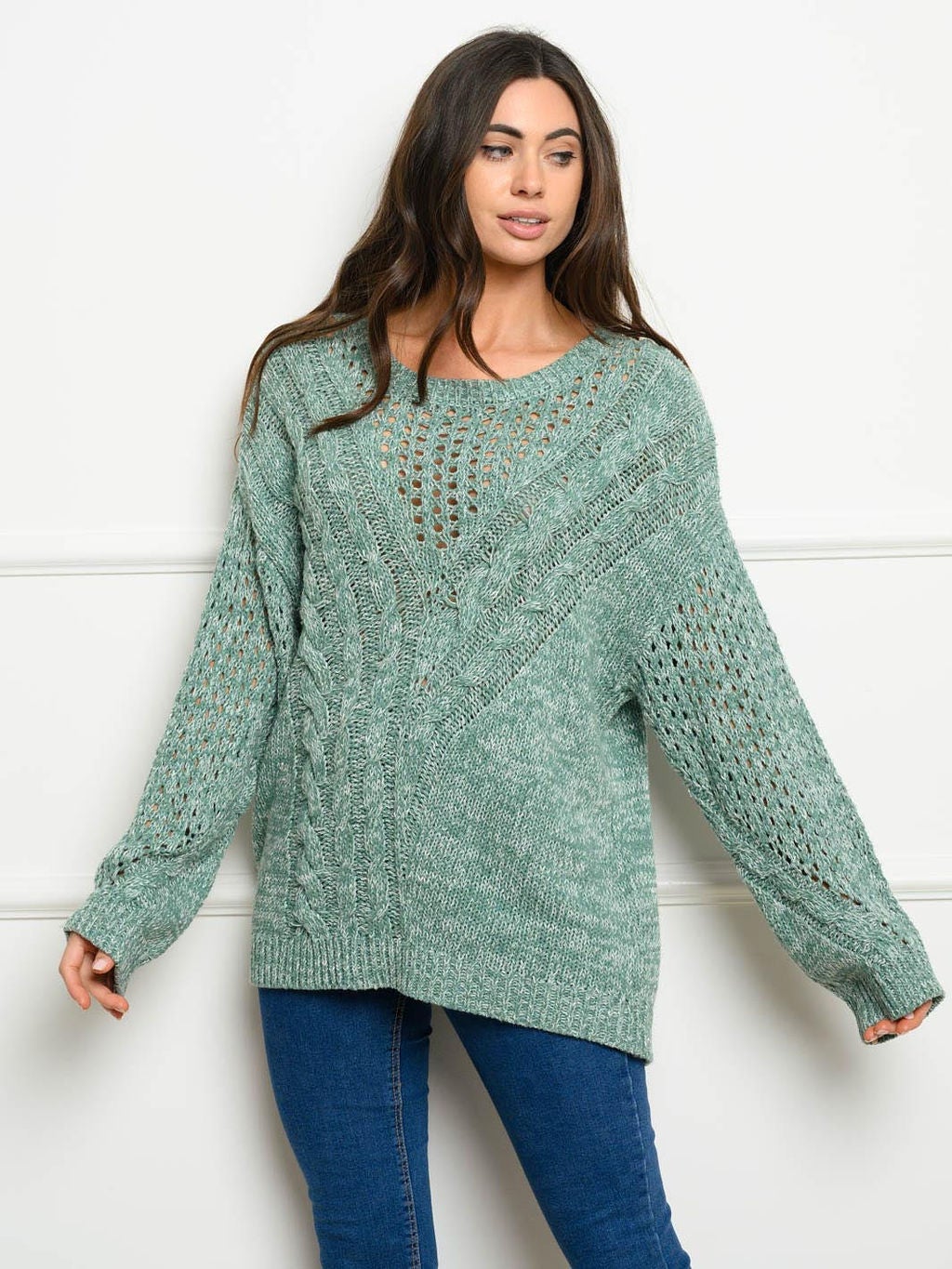 WOMEN'S LONG SLEEVE CABLE KNIT SWEATER – Wholesalefashiontrends.com