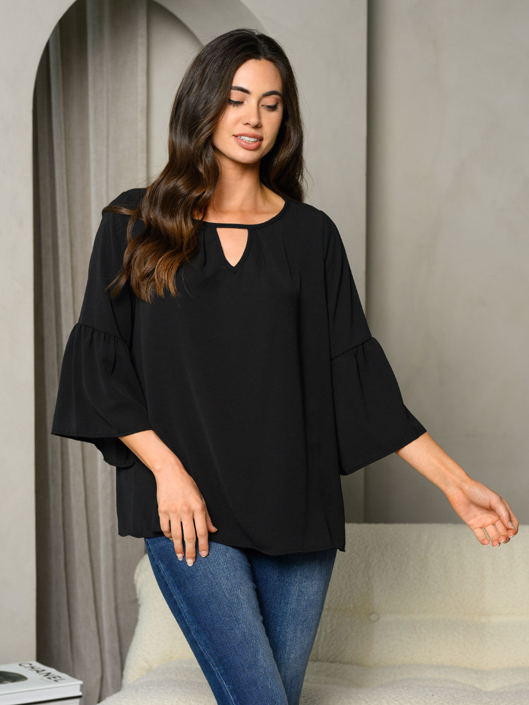 WOMEN'S 3/4 BELL SLEEVE V-NECK TUNIC TOP – Wholesalefashiontrends.com